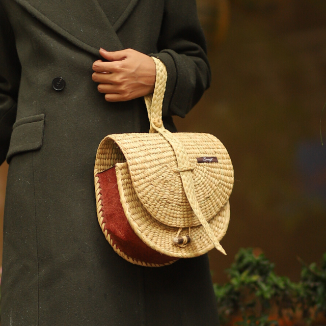 Buy Designer Handcrafted Straw Viking Purse | Saanjh Exclusive – Saanjh ...